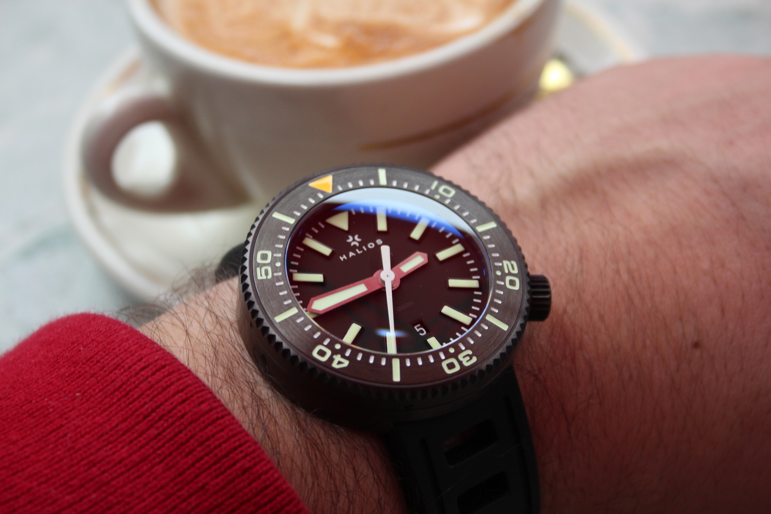 A Week On The Wrist: The Halios 1000M DLC (The Puck)