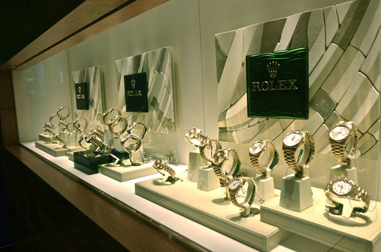 Photo Report: Inside The New Rolex Boutique On Fifth Avenue In New York ...