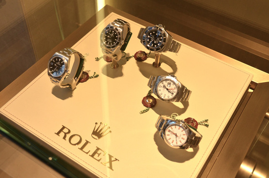 Photo Report: Inside The New Rolex Boutique On Fifth Avenue In New York ...