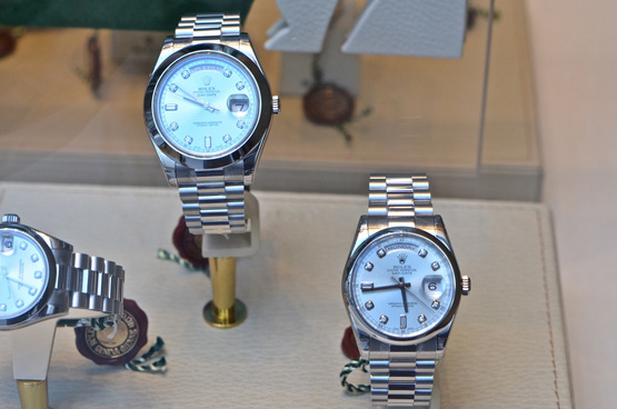 Photo Report: Inside The New Rolex Boutique On Fifth Avenue In New York ...