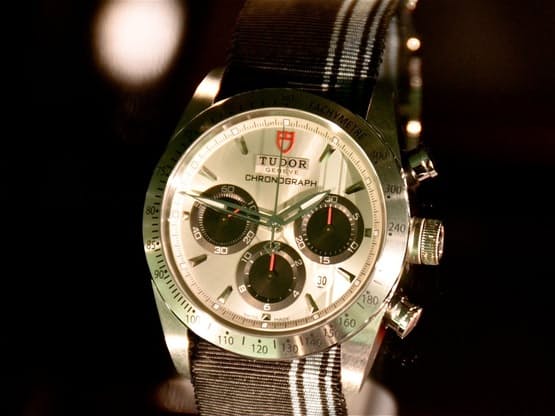 PHOTO GALLERY: Hands-On With The New Tudor Fastrider Chronograph For ...