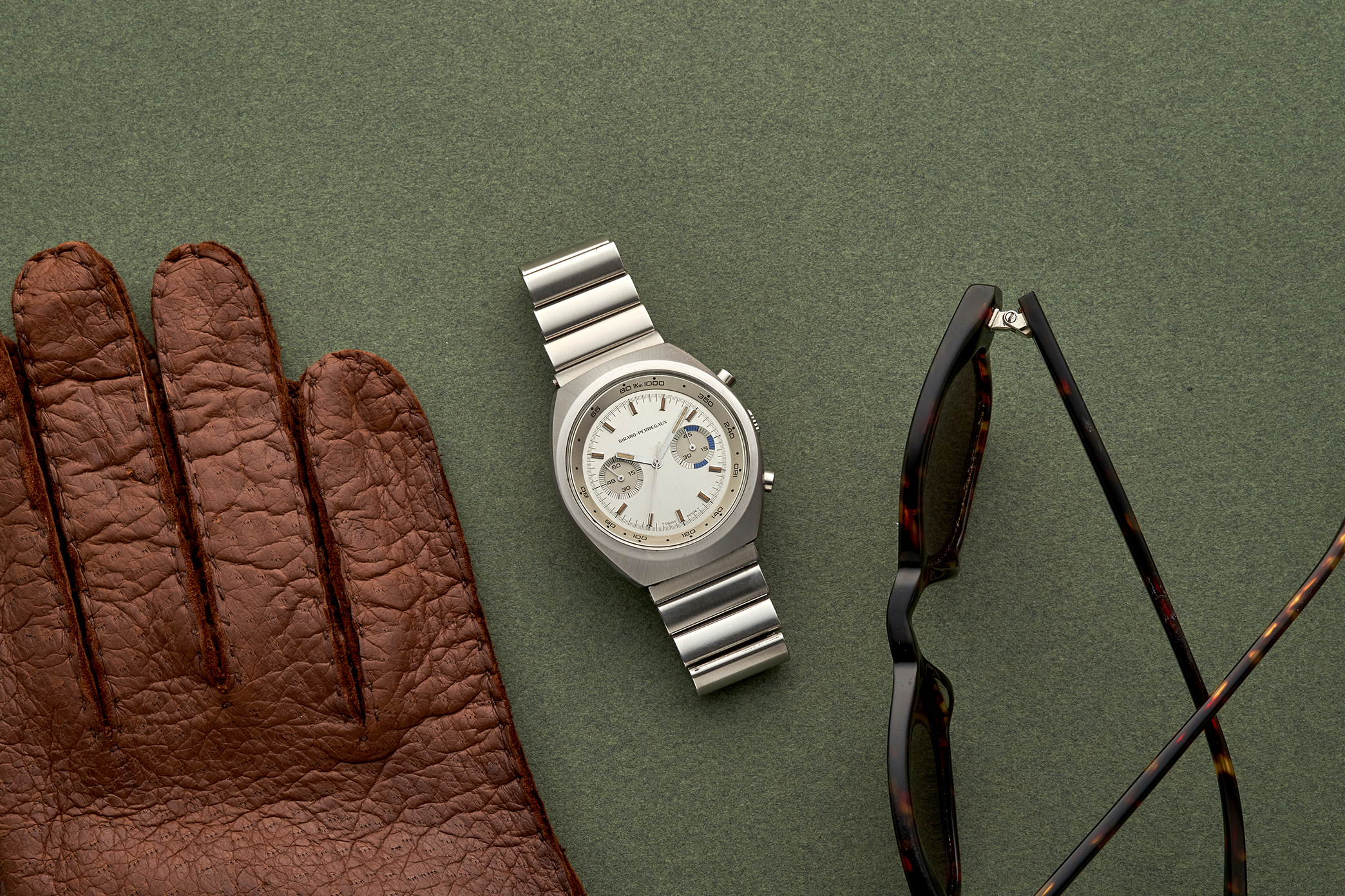 Vintage Watches: A 1967 Rolex Date Ref. 6624, A 1960s Universal Genève ...