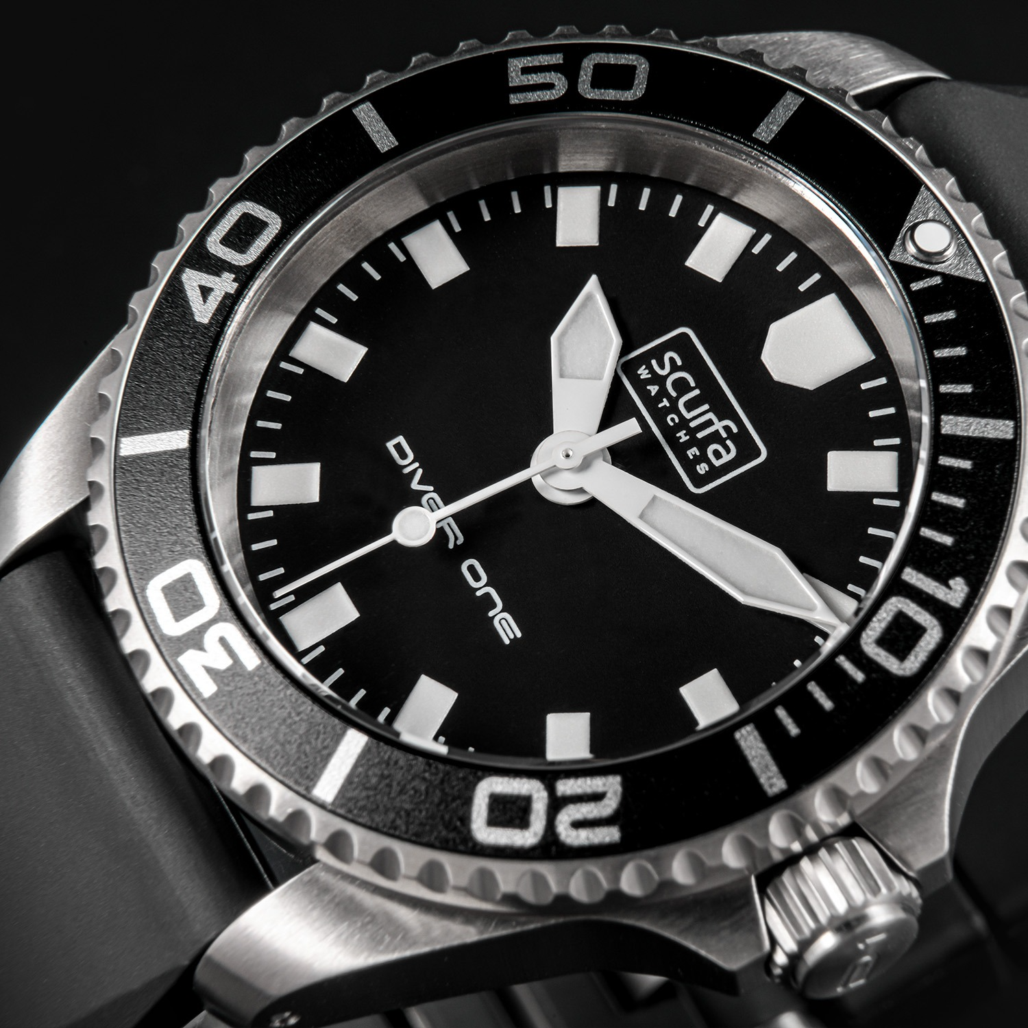 Steal vs. Splurge: The Scurfa Diver One vs. The Tudor Pelagos 39