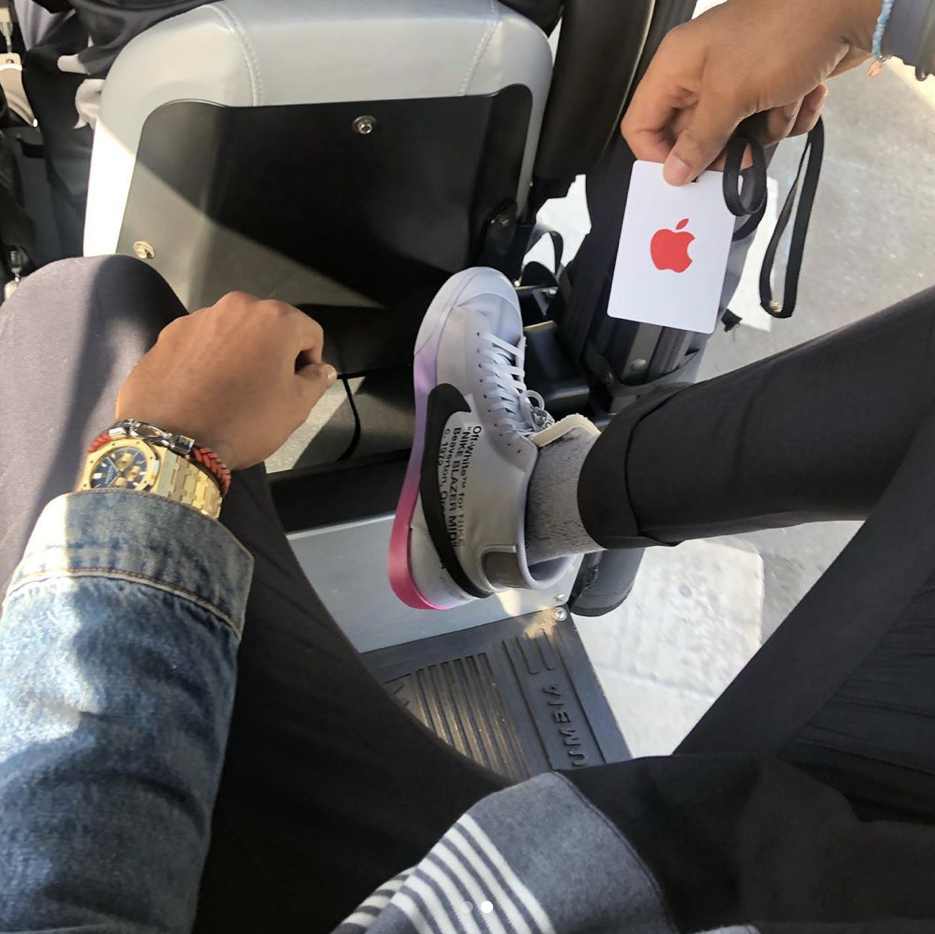 Watch Spotting: Los Angeles Laker Anthony Davis Wearing An Apple Watch ...