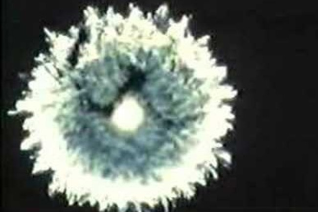 Just Because: Turns Out An Electromagnetic Pulse From A Nuclear Bomb ...