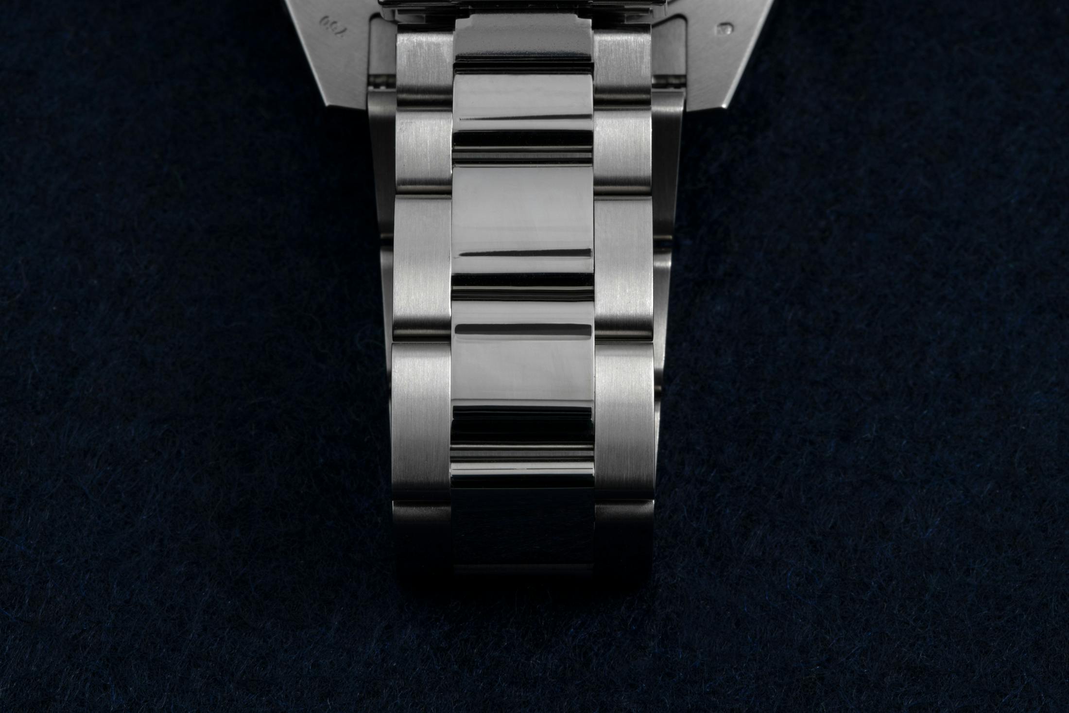 Hands-On: The Rolex Submariner Date Reference 126619LB - HODINKEE