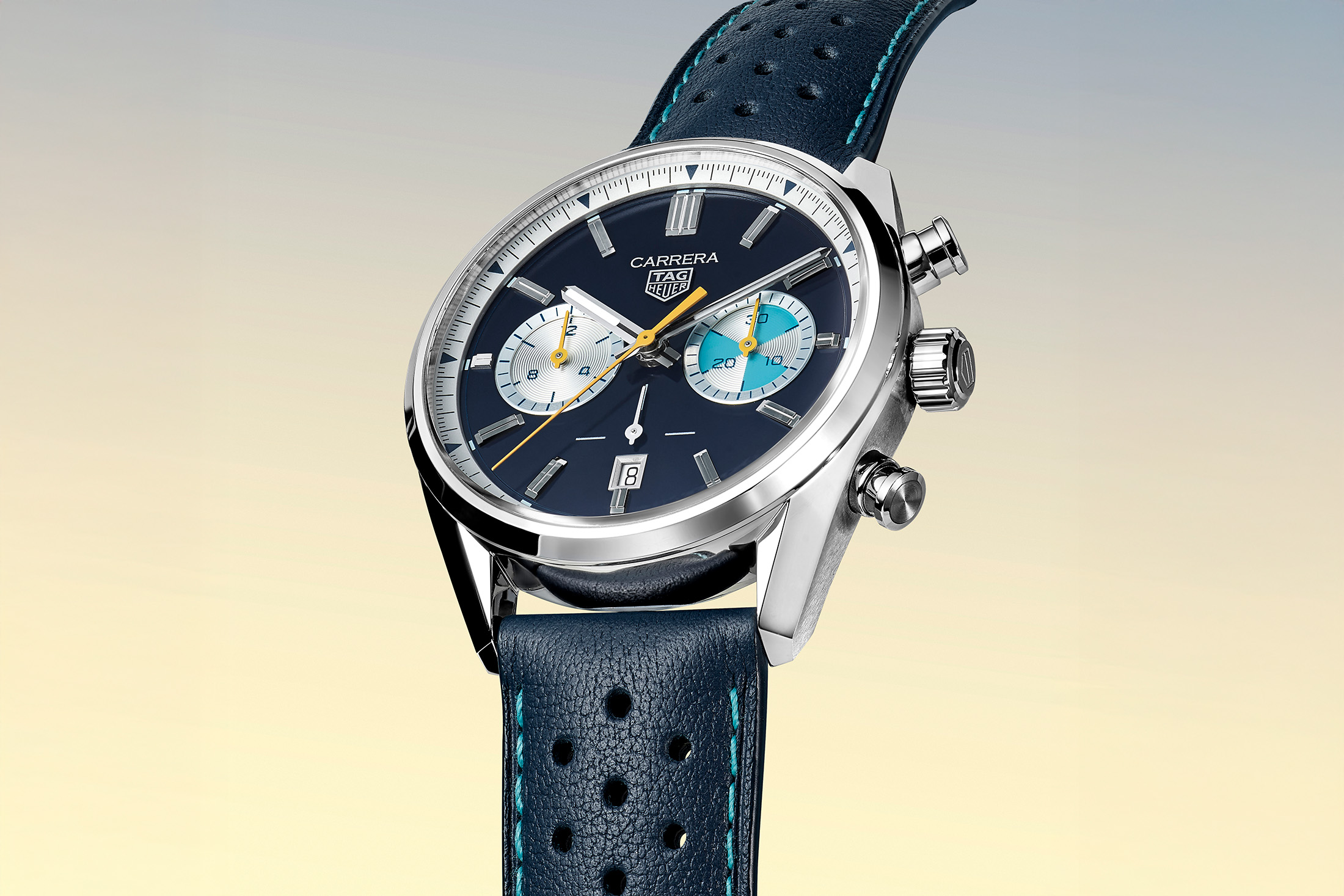 Introducing: A New France-Exclusive TAG Heuer Carrera Chronograph Limited Edition With A Vintage ...