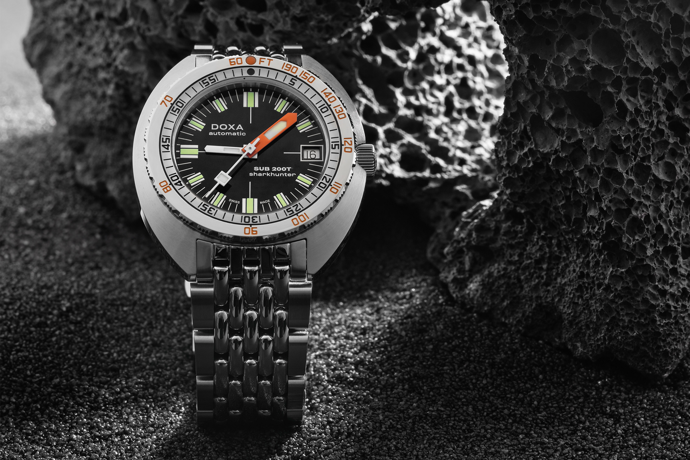 The Doxa Sub 200T – A Smaller Take On The Classic Doxa Design