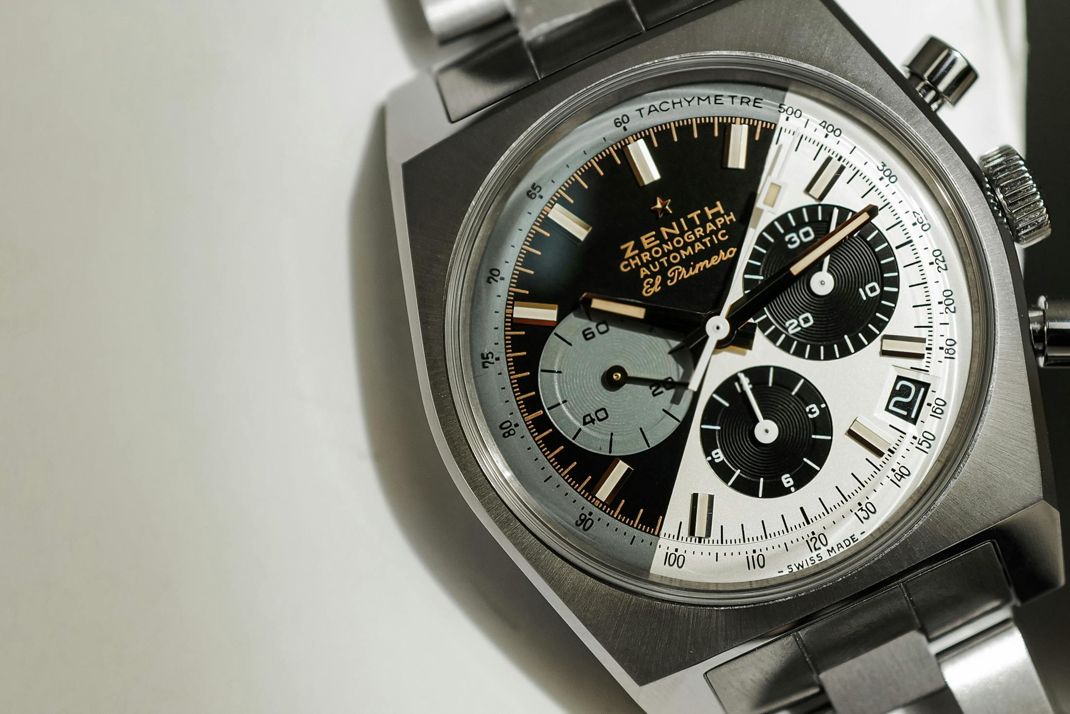Zenith Spilt A Watch Dial In Two