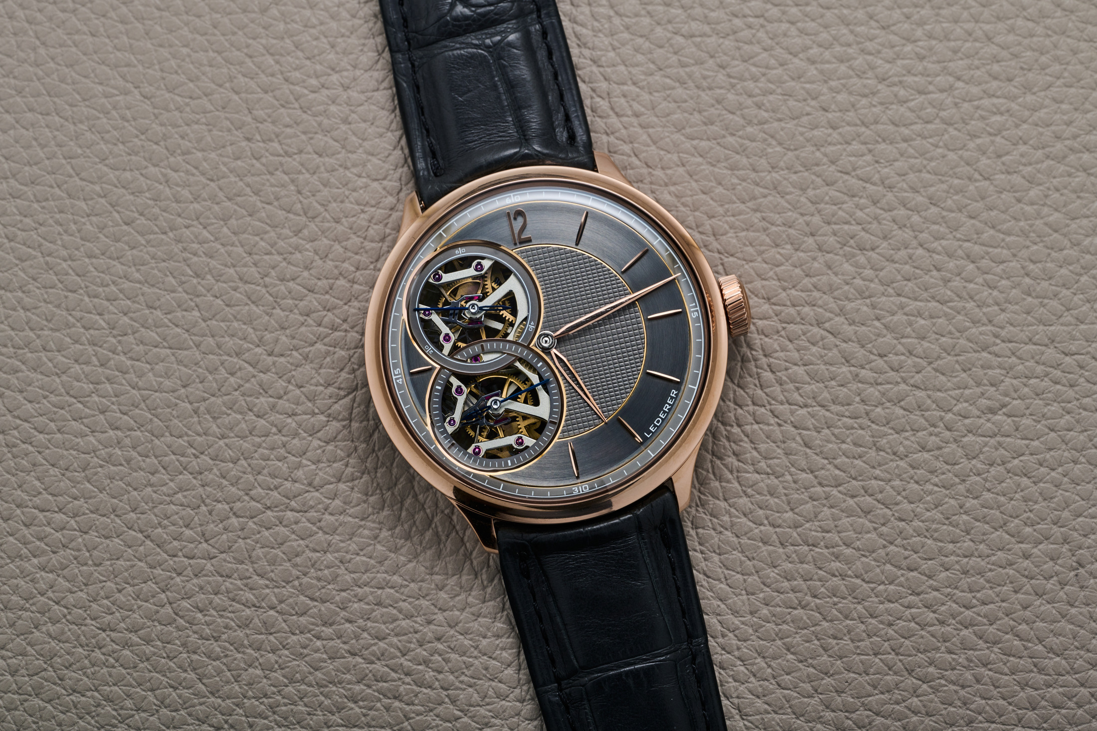 Hands-On: The GPHG Chonometry Prize-Winning Lederer Three-Times ...