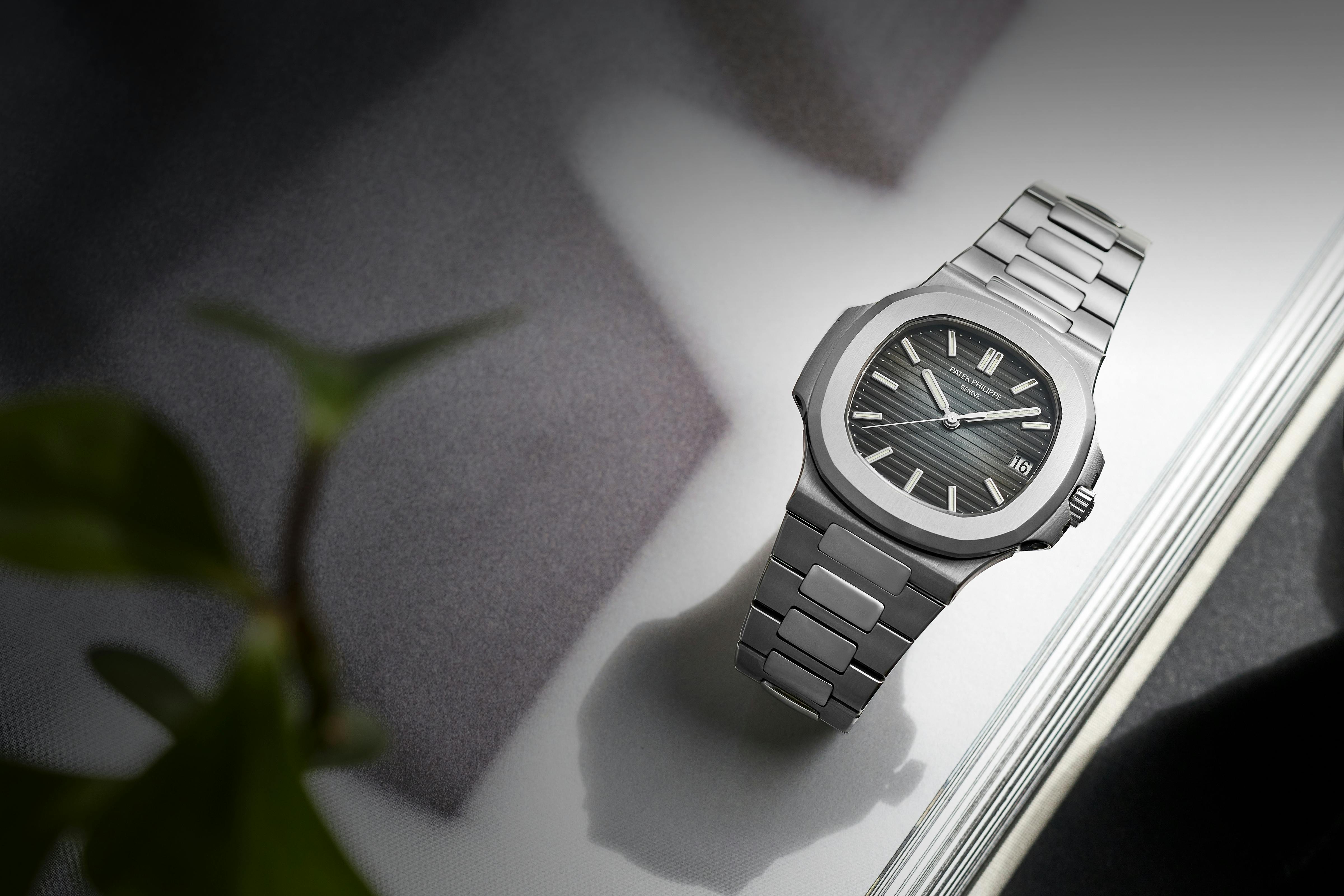 How To Buy A Patek Philippe Nautilus Reference 5711