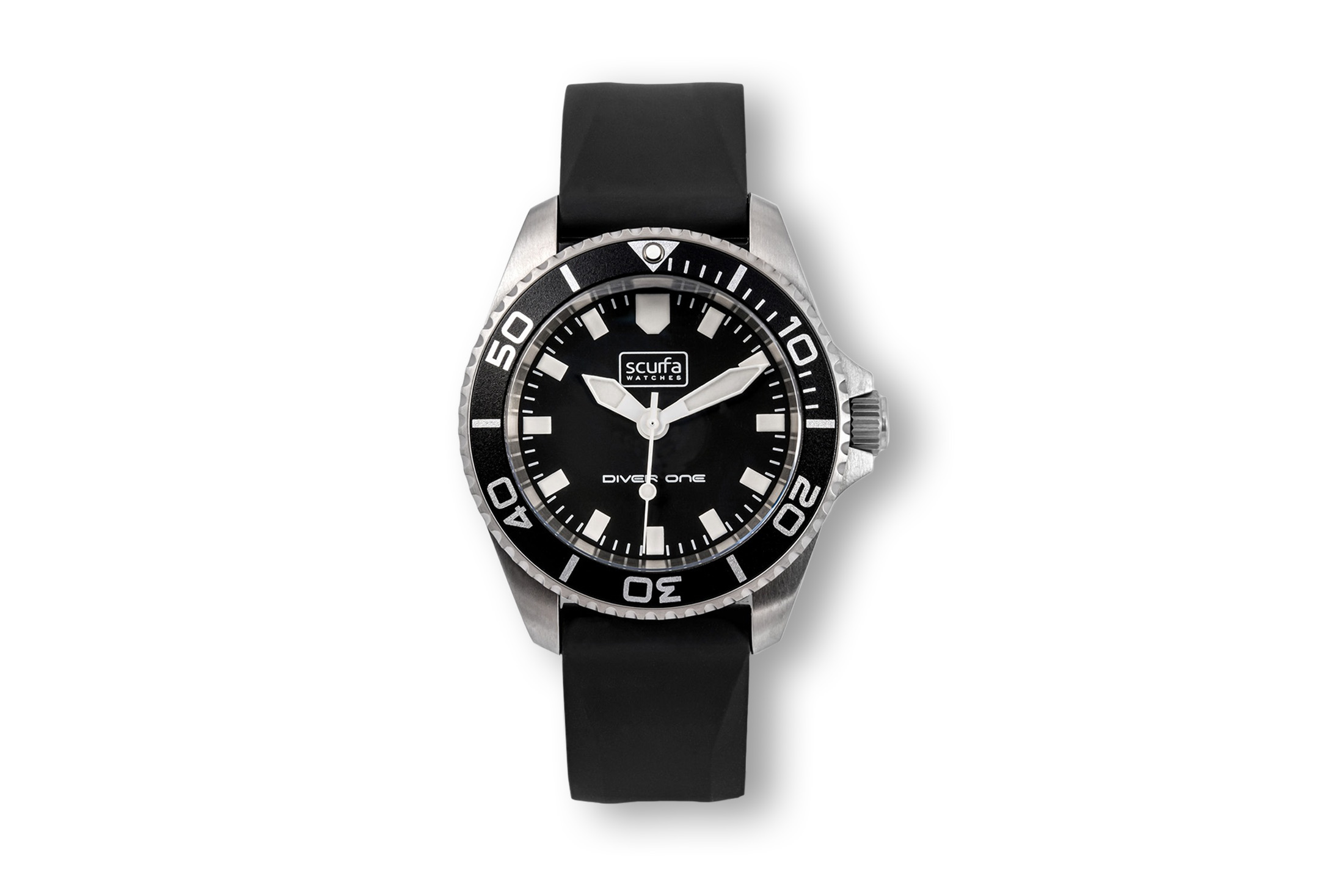 Steal vs. Splurge: The Scurfa Diver One vs. The Tudor Pelagos 39