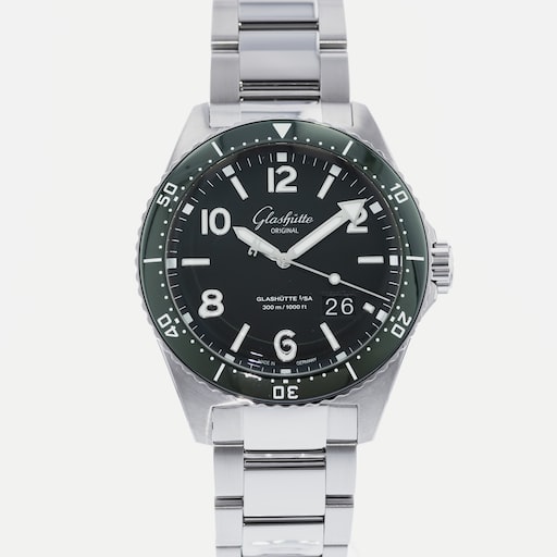 Pre-Owned Picks from the Hodinkee Shop